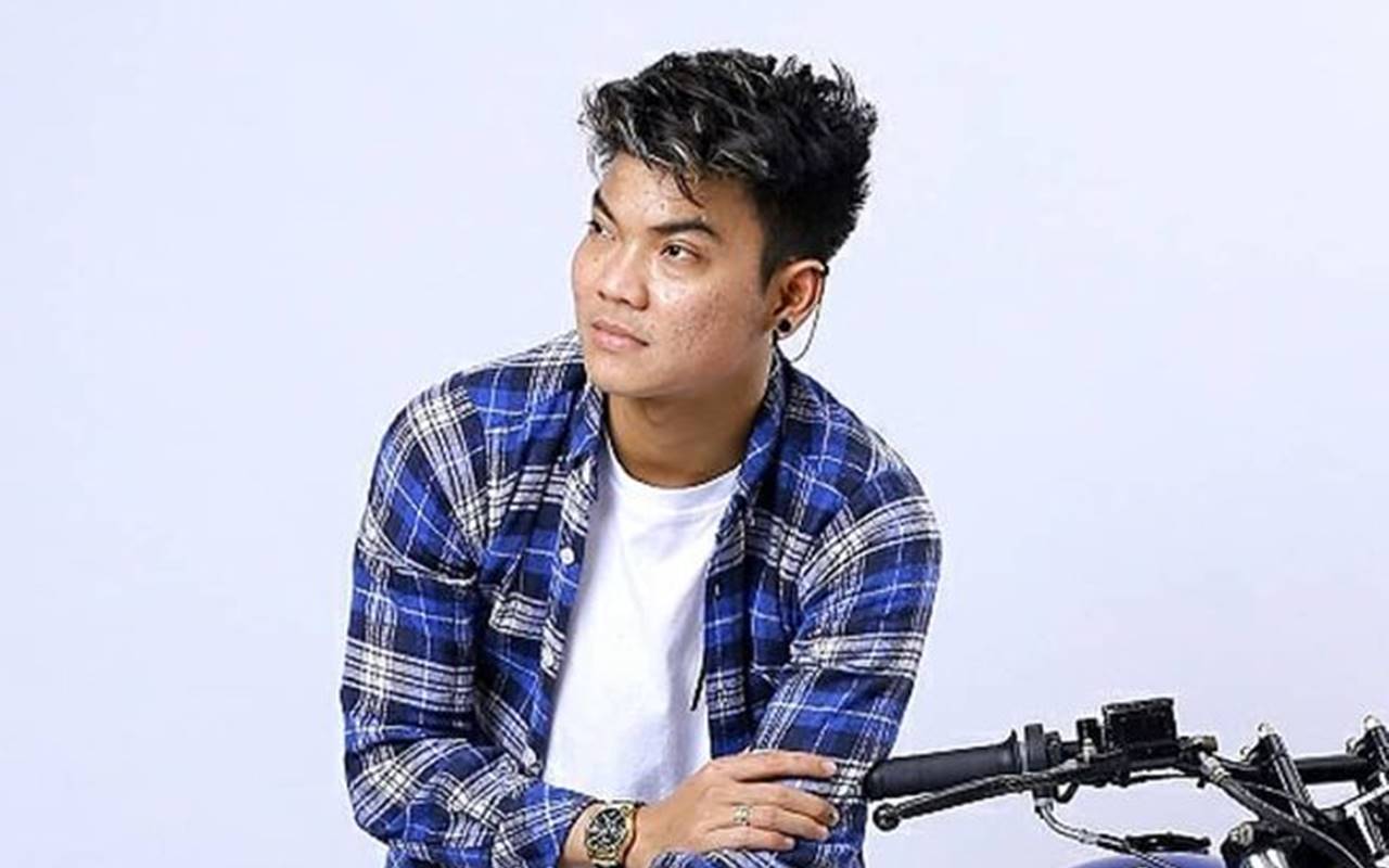 Tri Suaka Makin Mantap berkarier Sebagai Musisi Lewat 'Ku Tunggu Engkau ...