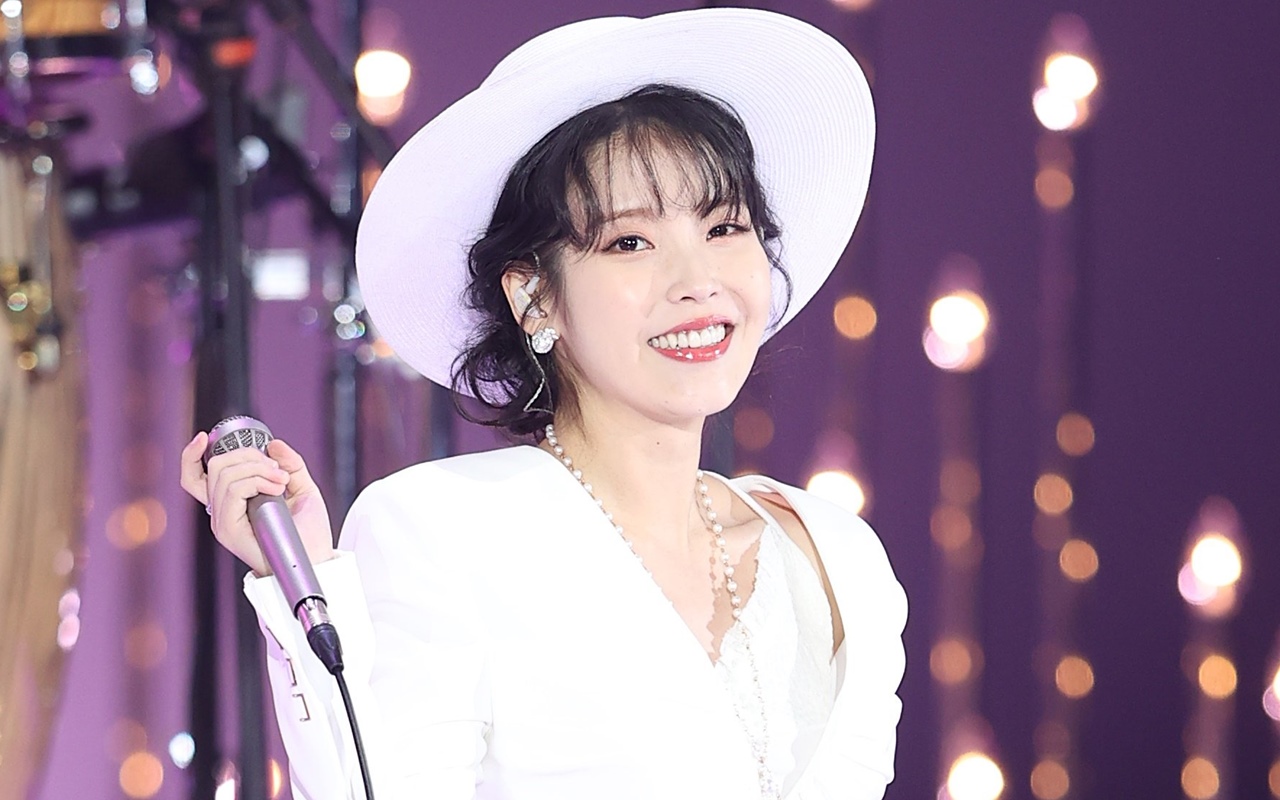 GDA 2022: Sabet Digital Daesang, Dandanan IU Dibilang Jadul