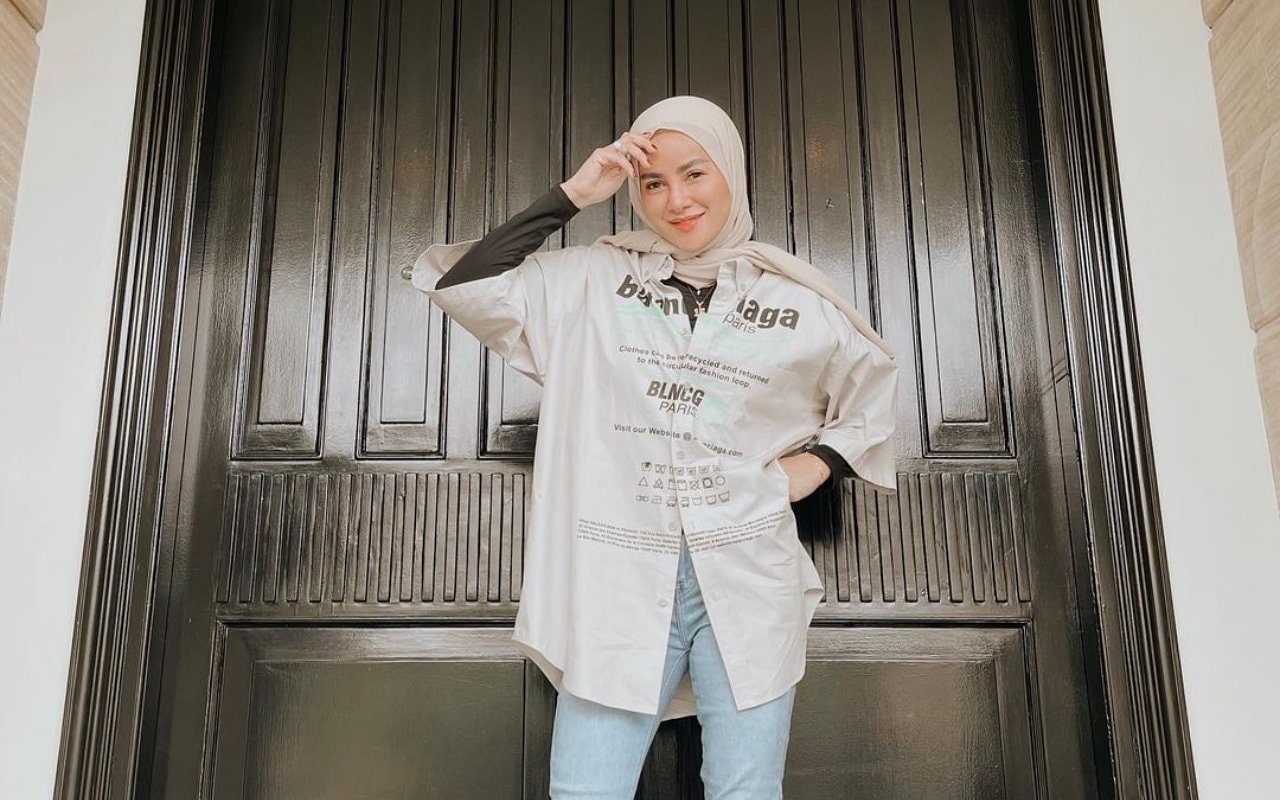 Nge-gym Bareng Geng Gisella Anastasia, Olla Ramlan Jadi Sorotan Soal Gaya Hijab Terbuka