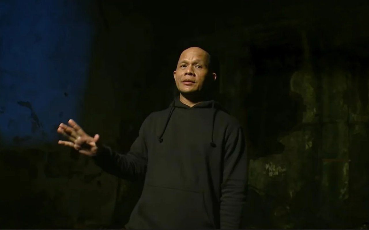 Harry Pantja Host 'Dunia Lain' Tengah Kena Stroke, Begini Kondisinya Sekarang