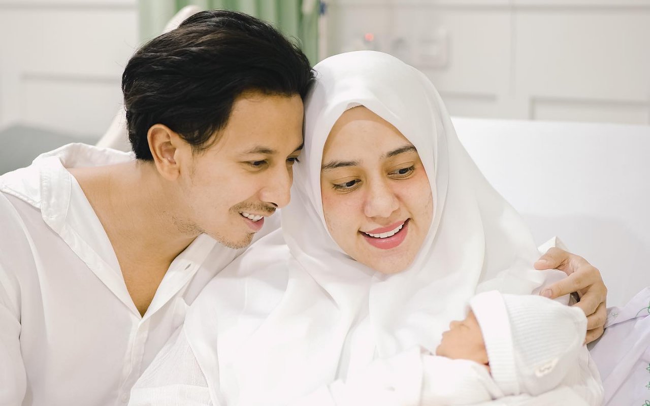 Anak Fairuz A. Rafiq Mulai Ngoceh di Usia 1 Bulan, Paras Zhafi Malah ...
