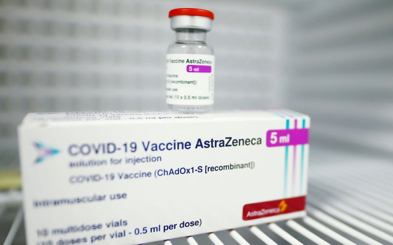 Stok Vaksin AstraZeneca Cukup Banyak, Kemenkes Bakal Gunakan Untuk ...