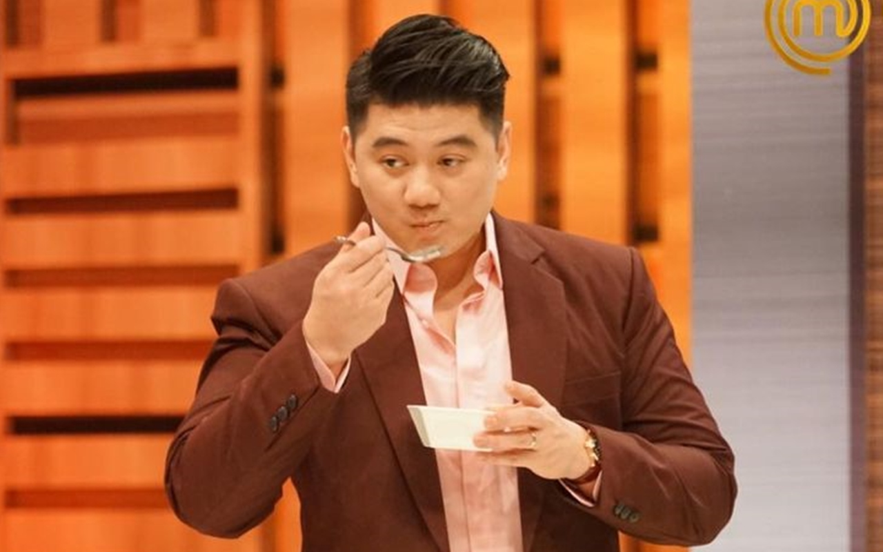 Chef Arnold Pamit Dari 'MasterChef Indonesia', Intip 7 Momen Swagnya ...