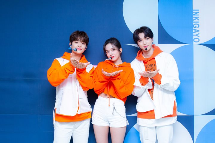 1 Tahun Jadi MC 'Inkigayo', Intip Perubahan Visual Sungchan NCT-Yujin ...