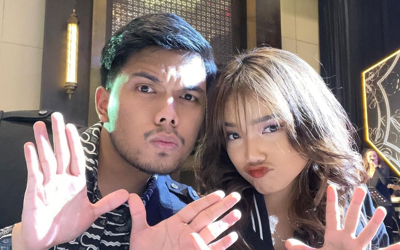 Fuji-Thoriq Diisukan Putus Gegara Kontrak Habis, Ramalan Denny Darko ...