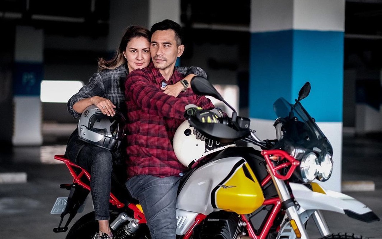 Nonton Ajang MotoGp di Mandalika, Penampilan Darius-Donna Justru Bikin ...