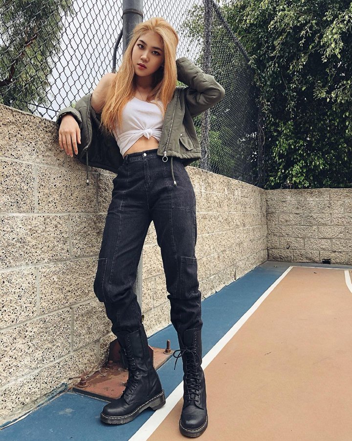 7 Potret Flawless Allissa Shin, Selebgram Yang Diserang Karena Mirip Rose BLACKPINK