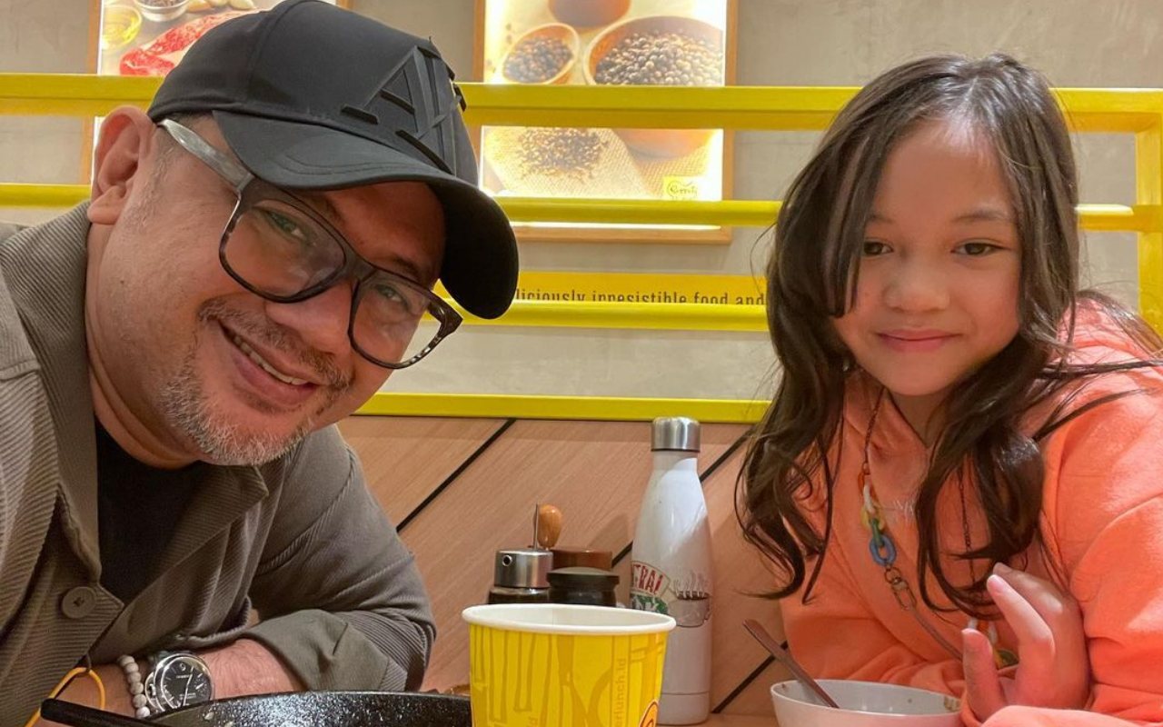 Indra Brasco Bikin Heboh Usai Pamer Momen Bareng Sang Putri, Disebut ...