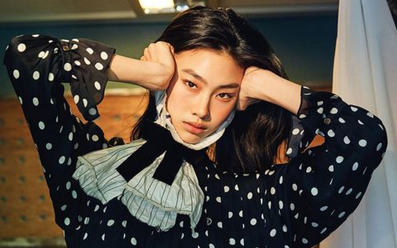 The Weeknd Spill Penampilan Menggoda Jung Ho Yeon Sebagai Model MV 'Out ...