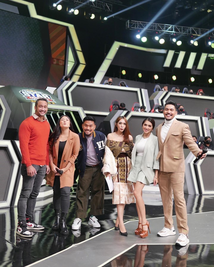 10 Potret Transformasi Robby Purba Terungkap Selalu Ceria, Bikin ...