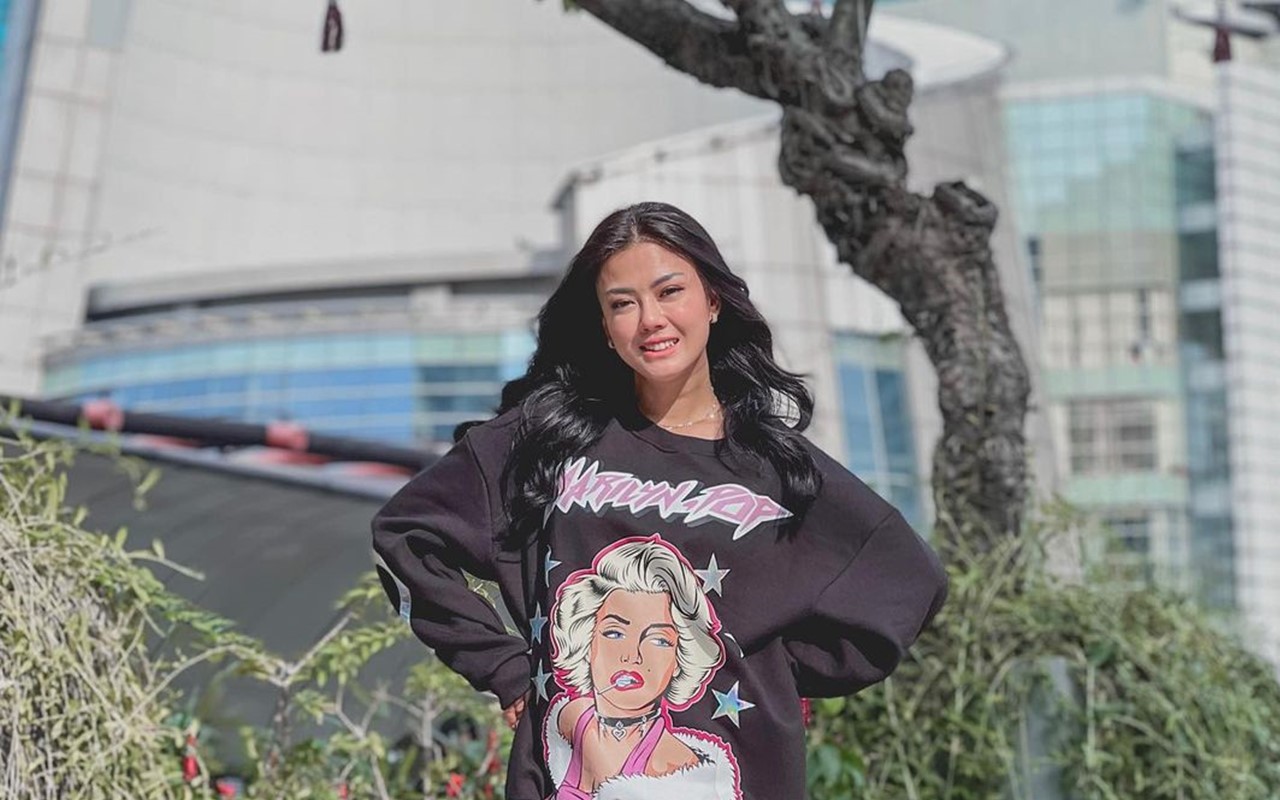 Akui Senang Diisukan Jadi Selingkuhan Raffi, Nita Gunawan Tak ...