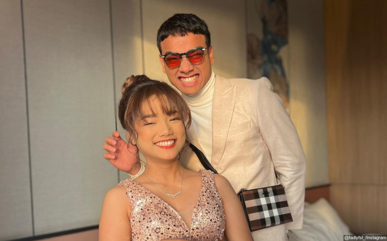 Fadly Faisal Pamer OOTD, Sepatu Branded Puluhan Juta dari Fuji Bikin Salfok