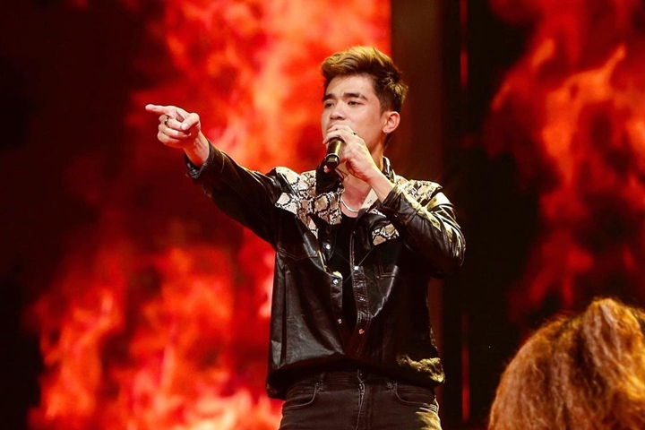 Tampilkan Lagu Dangdut Dengan Alvin Vibes