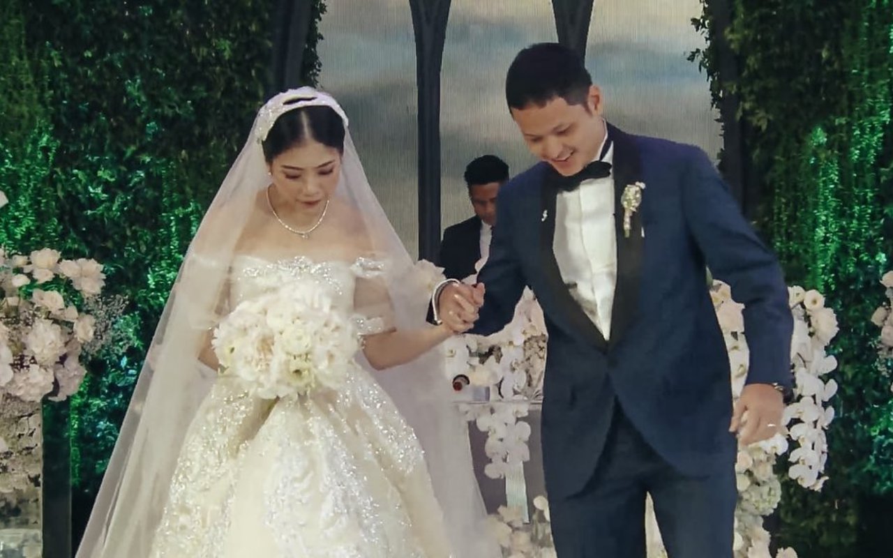 10 Potret Pernikahan Jessica Tanoesoedibjo - Jonathan Natakusuma ...