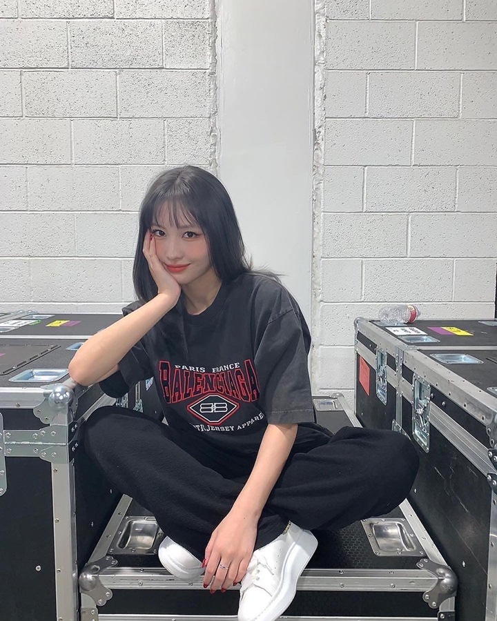 Keseruan Di Backstage Ala Momo