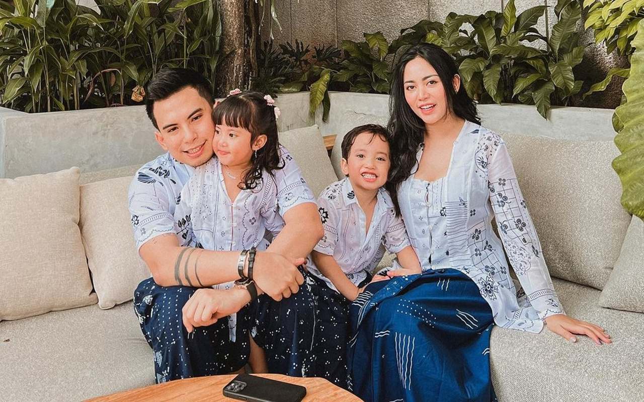 Akun Instagram Una Diserbu Usai Disebut Pacar Baru Okin, Disindir Kalah ...