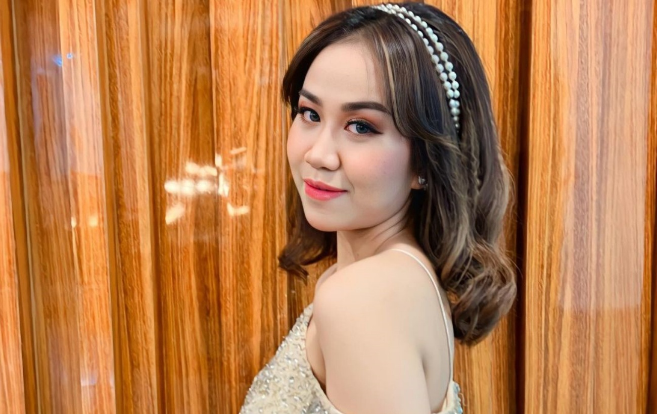 Foto Masa Kecil Mayang Bikin Syok, Wajahnya Disebut Mirip Banget Gala Sky