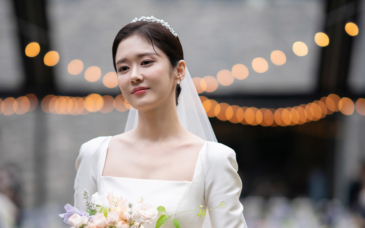 Bertabur Bintang 'VIP', Intip 10 Potret Bahagia Jang Nara di Momen ...