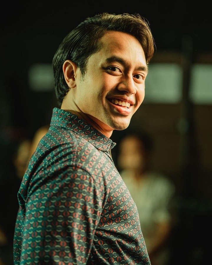 'Mantan Pacar' Arawinda Kirana, 10 Potret Bukie Mansyur Pamer Senyum Manis