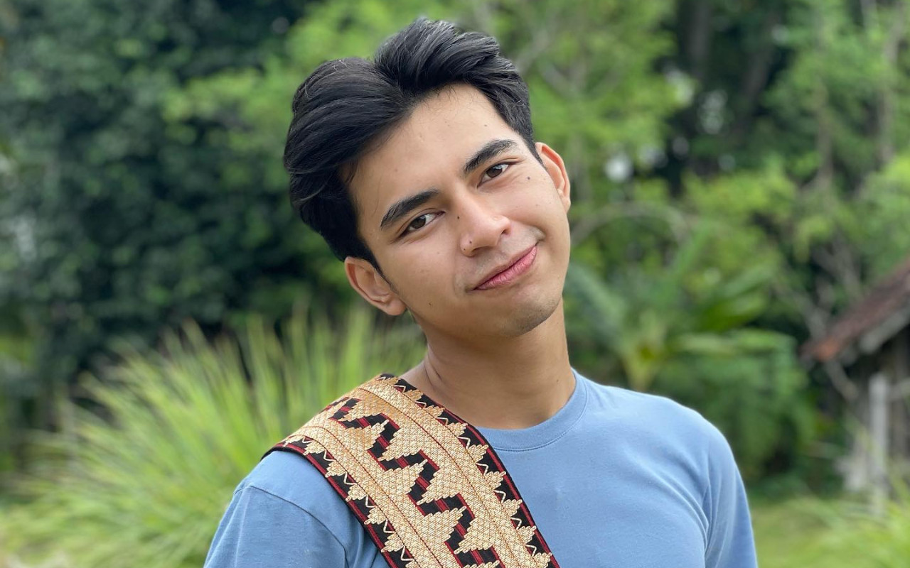 Dikira Jadi Tukang Parkir, Dimas Ahmad Beri Reaksi Tak Terduga