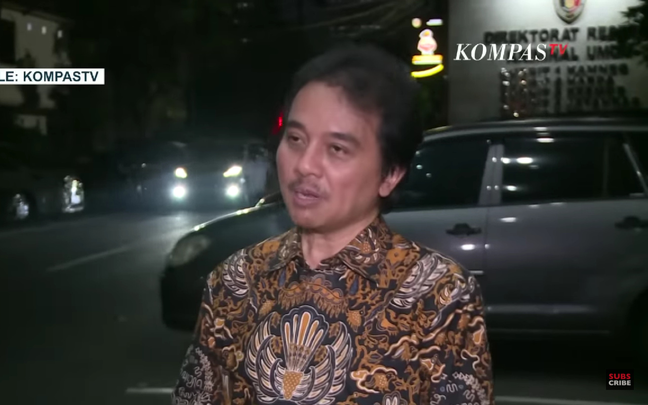 Penjelasan Roy Suryo Soal Videonya Tertawa Lepas Pakai Penopang Leher di Acara Klub Mercy