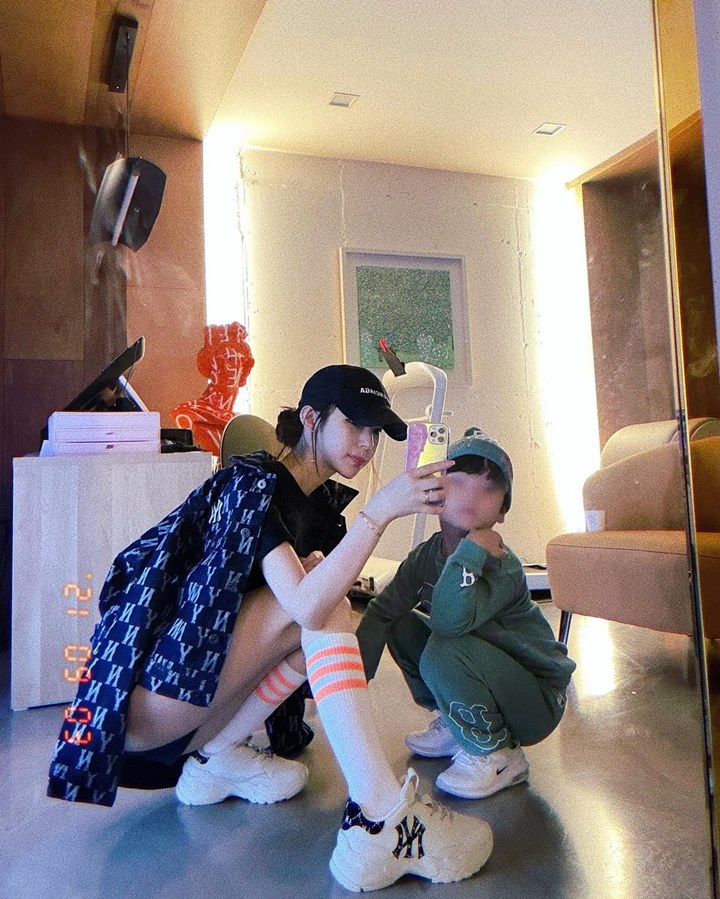 8 Potret Sporty Girl Yaongyi Penulis 'True Beauty', Jadi Cameo 'Today's ...
