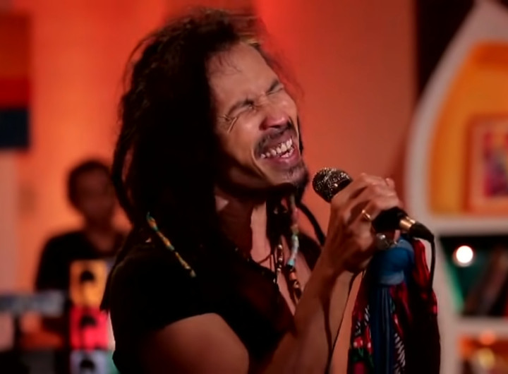 'Sahabat Kecil' - Ipang Lazuardi