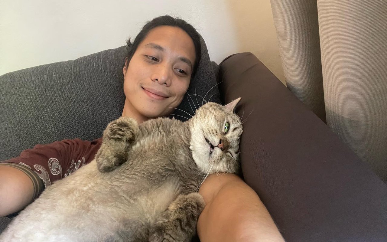 Dikta Ungkap Rasa Bangga dan Kagum Saat Kerja Bareng Kucingnya: Mas Jimbon