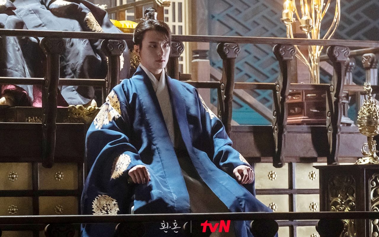 Jadi Putra Mahkota Picik, Begini Fokus Akting Shin Seung Ho di 'Alchemy of Souls'