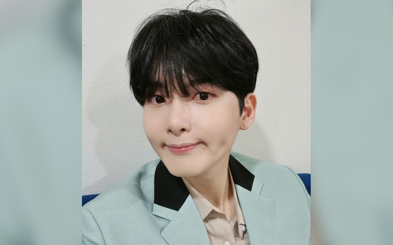 Sampai Jinjit, Ini Momen Ryeowook Super Junior Transaksi Tukar Rupiah ...