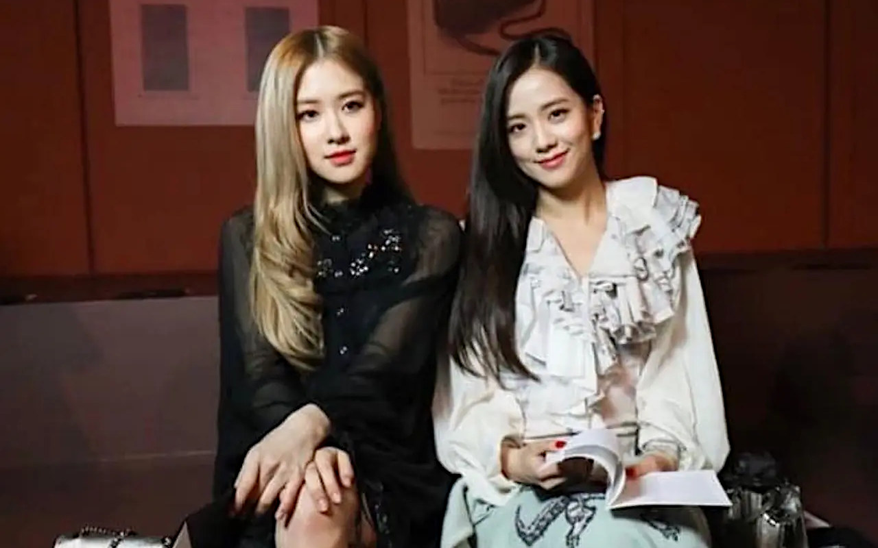 Penampilan Imut Jisoo dan Rose BLACKPINK Saat Berangkat ke Paris Tuai Komentar Begini