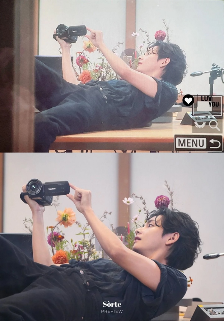 Visual V BTS Saat Rebahan di Atas Meja Bikin Heran