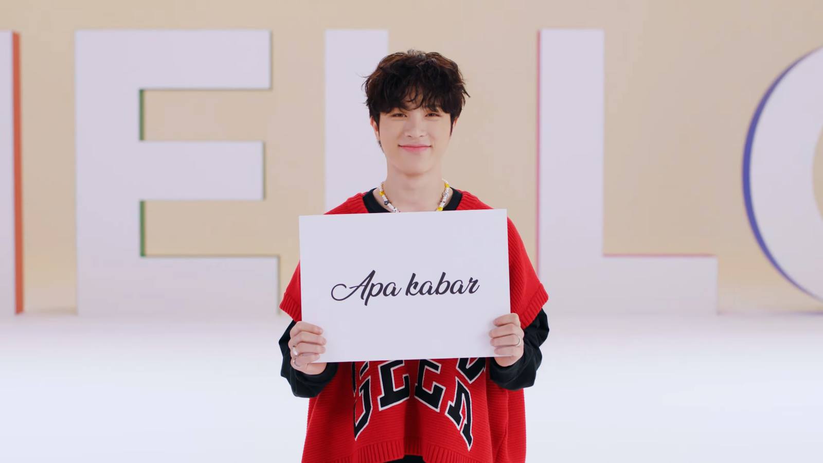 TREASURE Tampil Funky di Comeback 'Hello', Bahasa Indonesia Debut di MV!