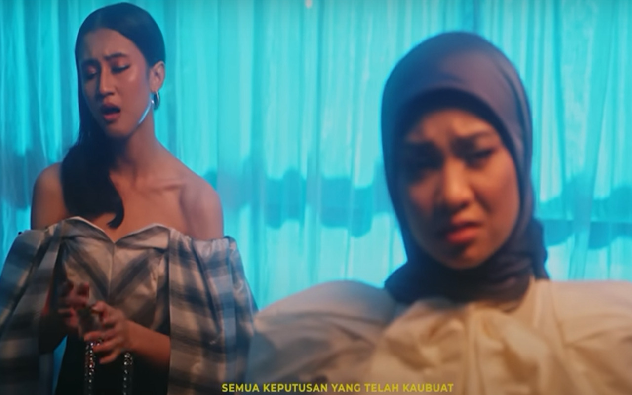 'Tak Ingin Usai' Versi Duet Keisya Levronka-Nabila Razali Trending