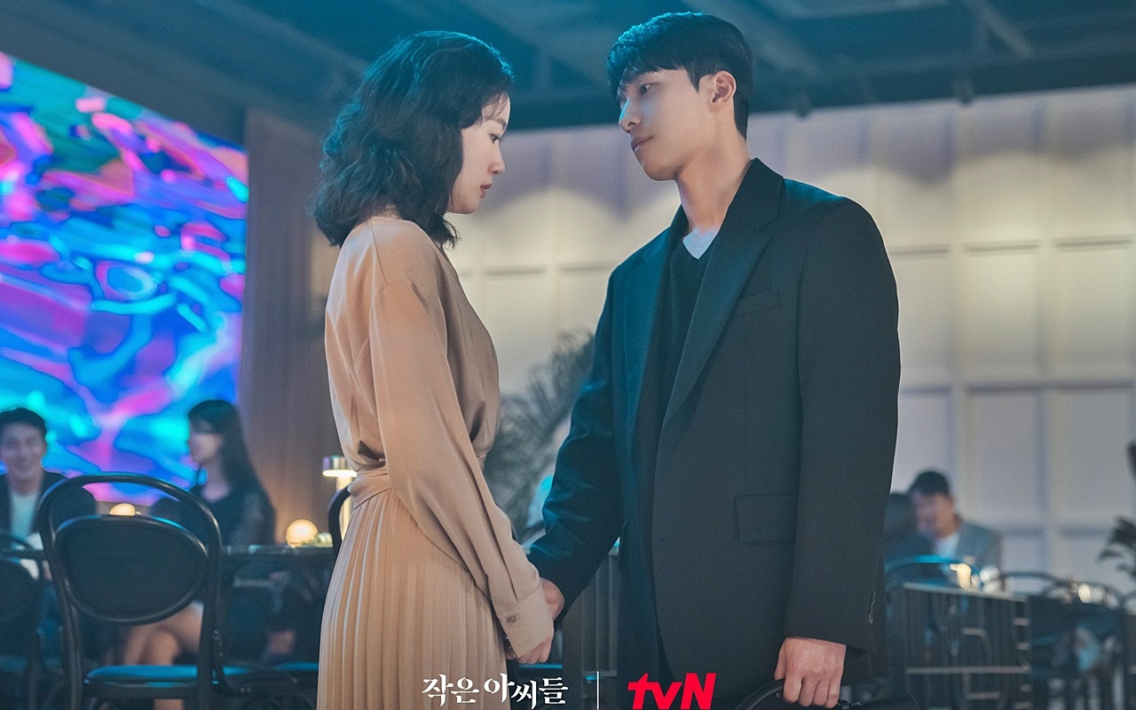 Akhir Kisah Kim Go Eun dan Wi Ha Joon di 'Little Women' Picu Kemarahan