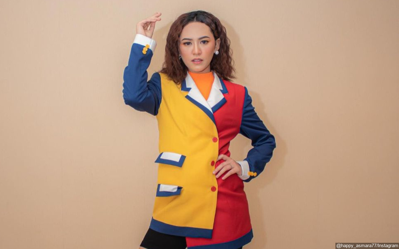 Happy Asmara Beri Sentuhan Berbeda dan Baru Lewat Lagu 'Rungkad'