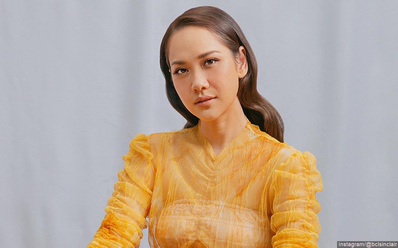 Bagian Perut BCL Bikin Salfok, Aksi Cosplay Jadi Karakter Film Manglingi