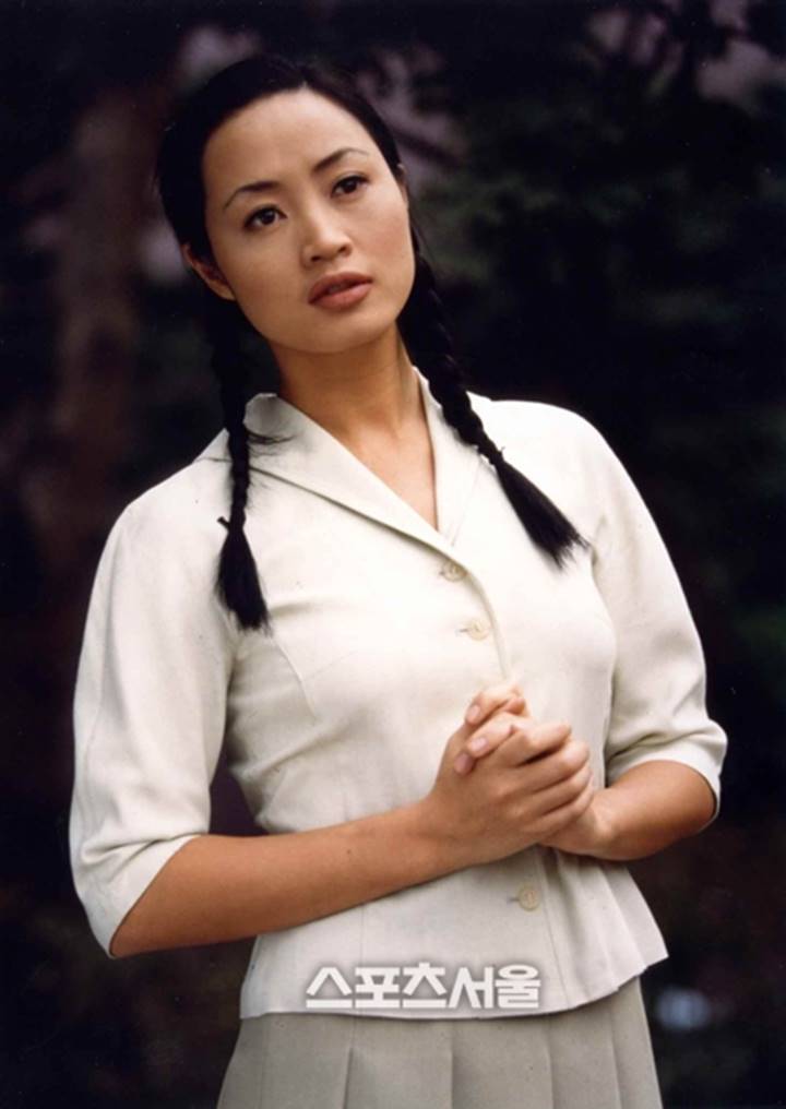 Kim Hye Soo Sukses Perankan Ratu Cerdas di 'The Queen's Umbrella ...