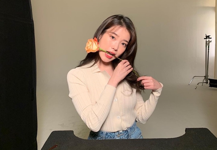 Gara-Gara Hal Sepele, V BTS dan 9 Seleb Korea Ini Sampai Pernah Dimarahi Fans