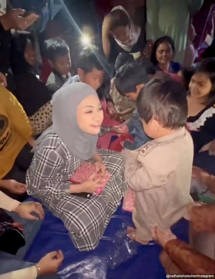 Lesti Kejora Galang Dana, 8 Artis Ini Lakukan Aksi Sosial Untuk Korban Gempa Cianjur