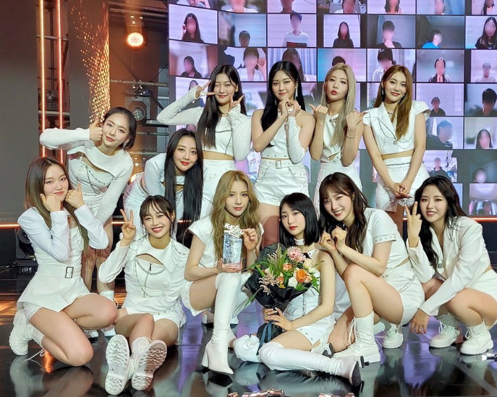 Torehan Prestasi Gemilang LOONA