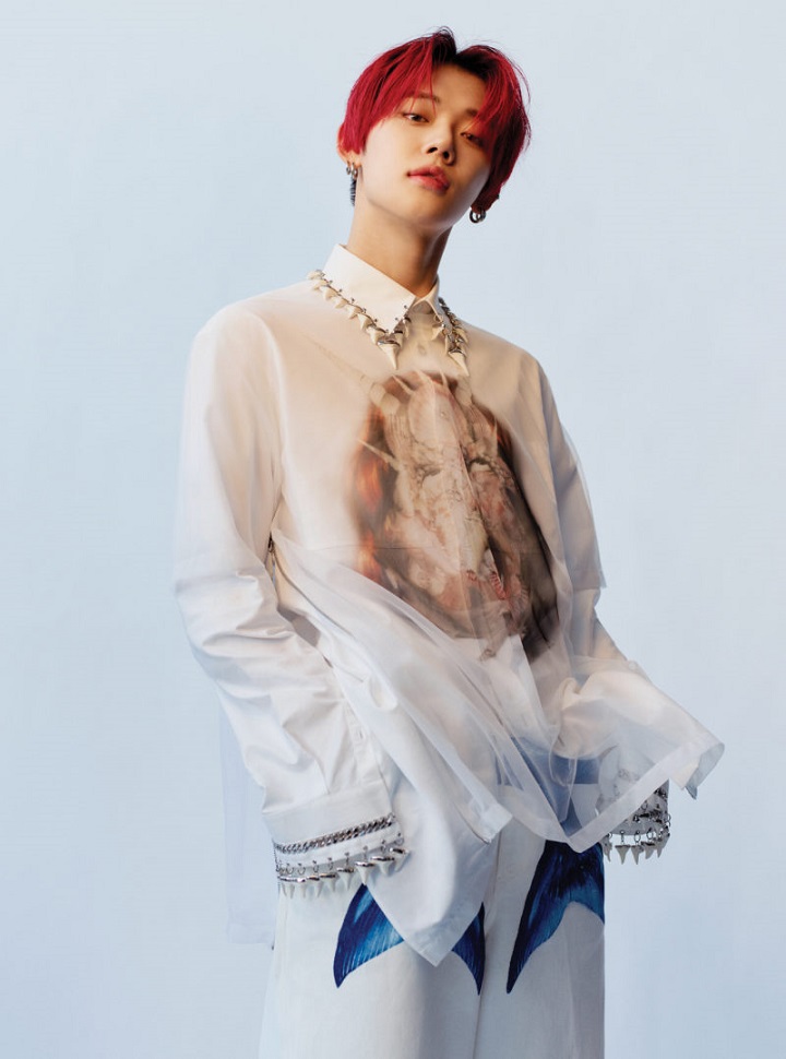 On Fire dengan Rambut Merah