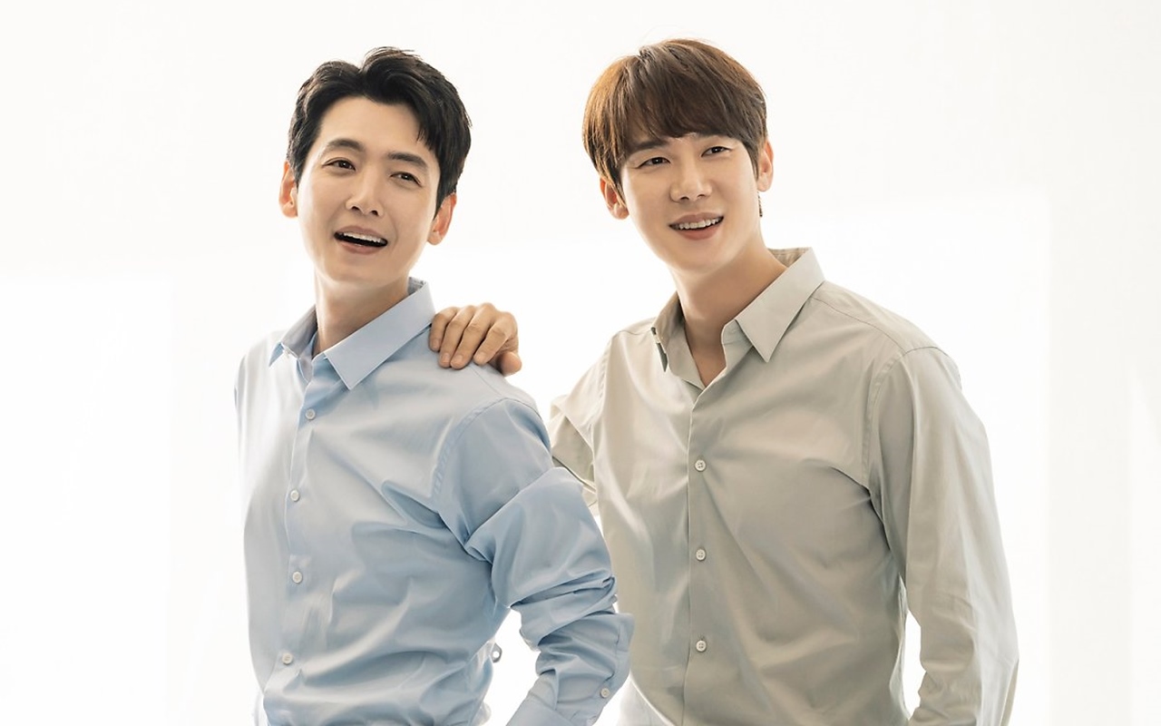 Kocaknya Jung Kyung Ho Paksa Cium Yoo Yeon Seok di Lokasi 'Hospital Playlist'