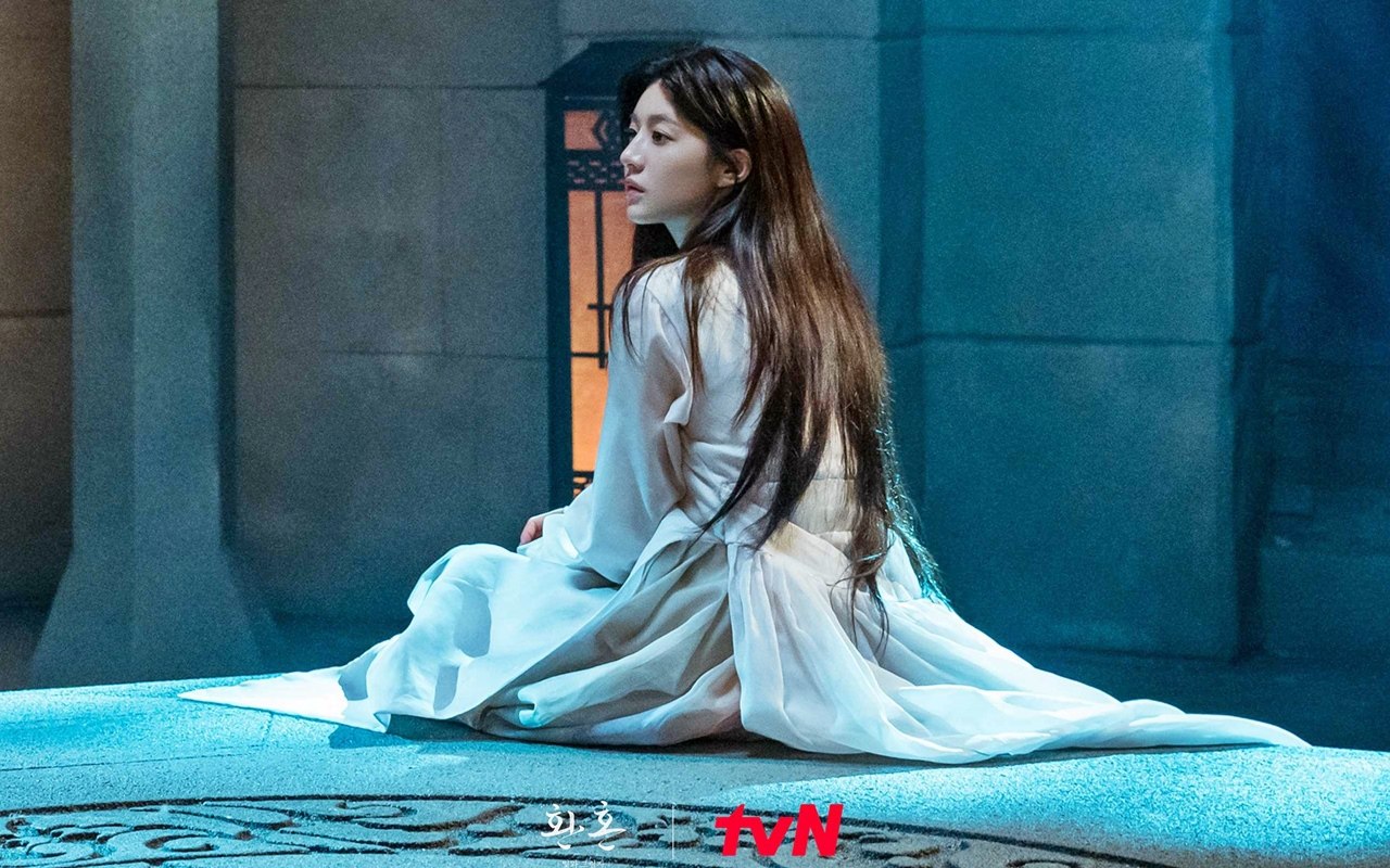 Akting Go Yoon Jung di Episode Perdana 'Alchemy of Souls 2' Dikritik