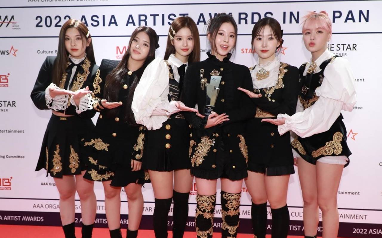 AAA 2022: NMIXX Perdana Tampil 6 Member, Perubahan Part Ikonik Jinni Curi Atensi