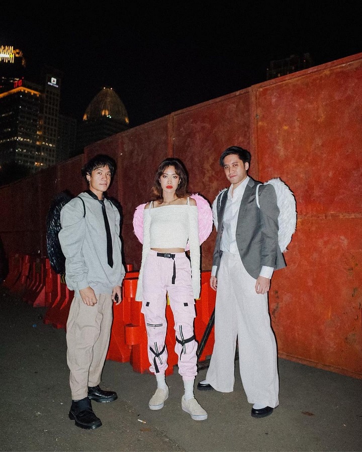 Heboh Kabar Widy Hengkang dari Band, Intip 9 Potret Perjalanan Karier Vierratale