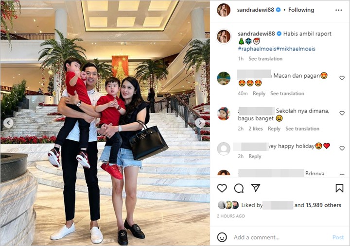 Penampilan Sandra Dewi Pakai Hot Pants Kala Ambil Rapot Anak Jadi ...