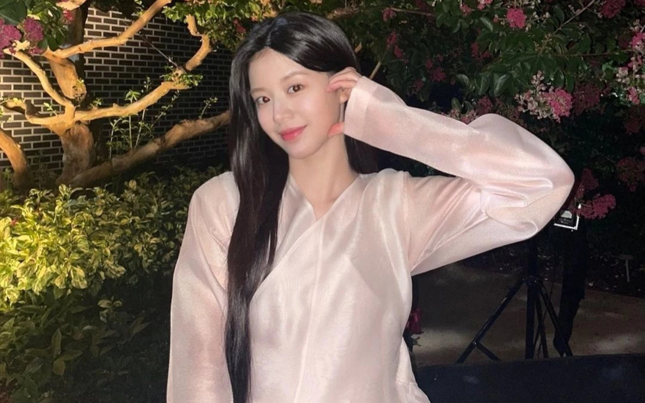 Go Yoon Jung 'Alchemy of Souls' Bagikan Rahasia Tubuh Sempurnanya