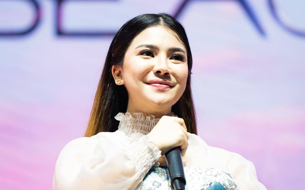 Felicya Angelista Beber Alasan Tak Pilih Lahirkan Anak di Hari Natal