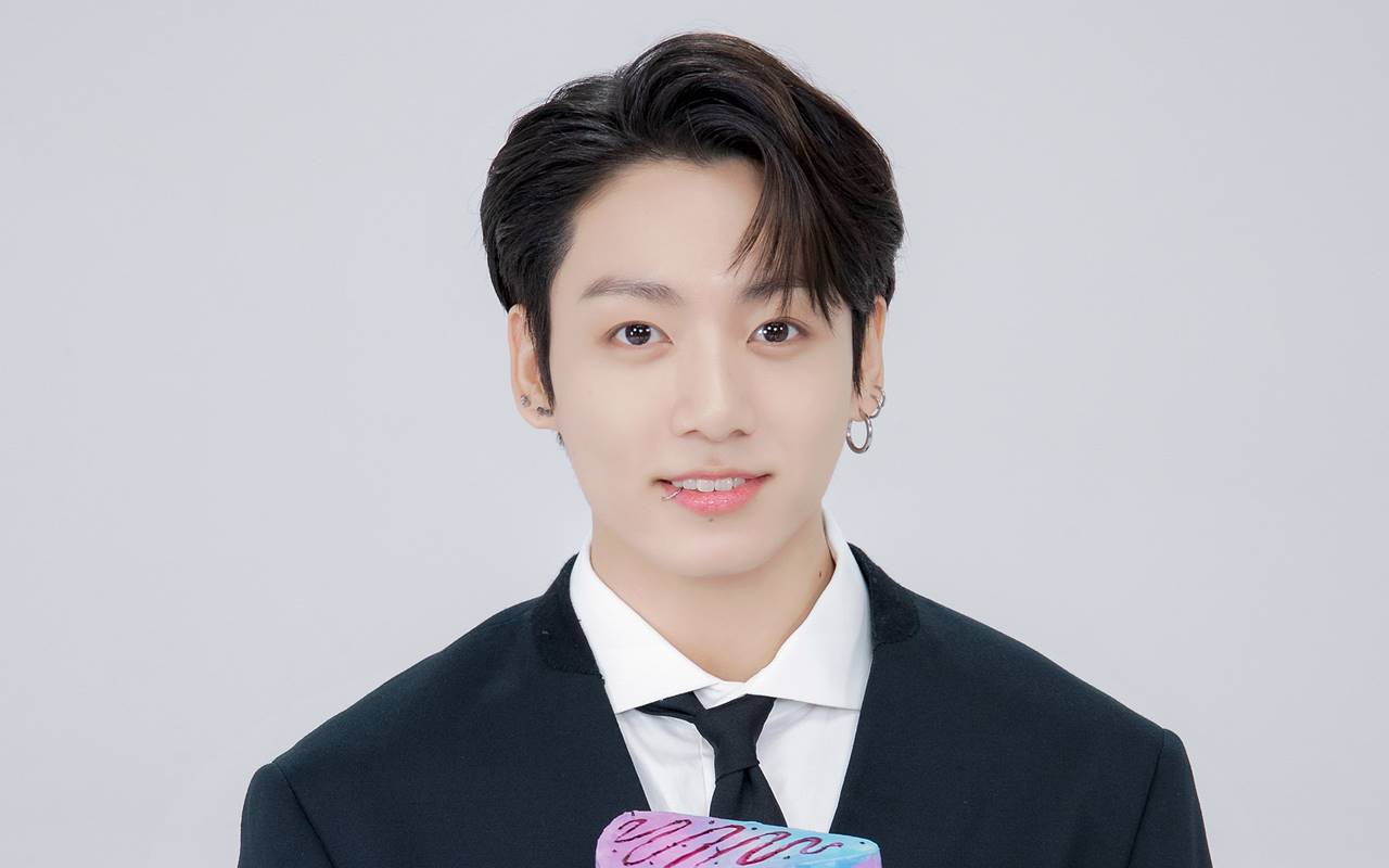 Body Sangar Muka Bayi, Jungkook BTS Akhirnya Perlihatkan Tato Full Lengan